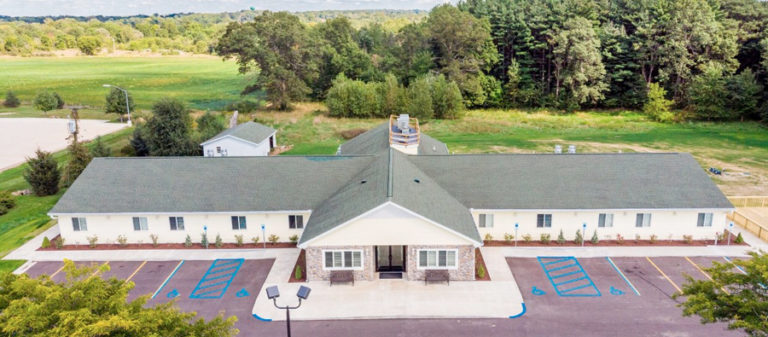 Adult Foster Care | Elderly Living Facilities | Divine Life Assisted ...